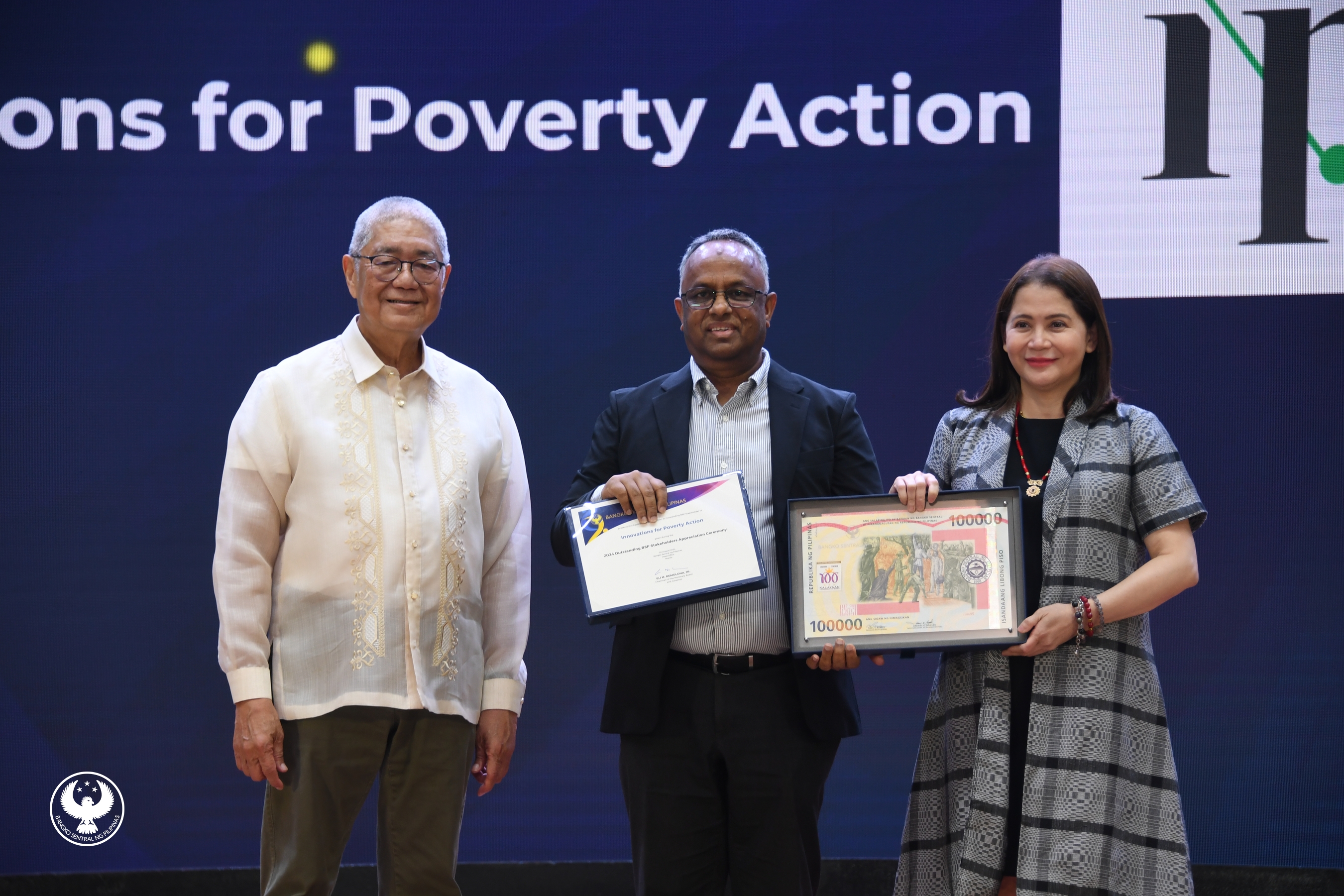 IPA Philippines Receives Outstanding Partner Recognition by Bangko Sentral ng Pilipinas | IPA